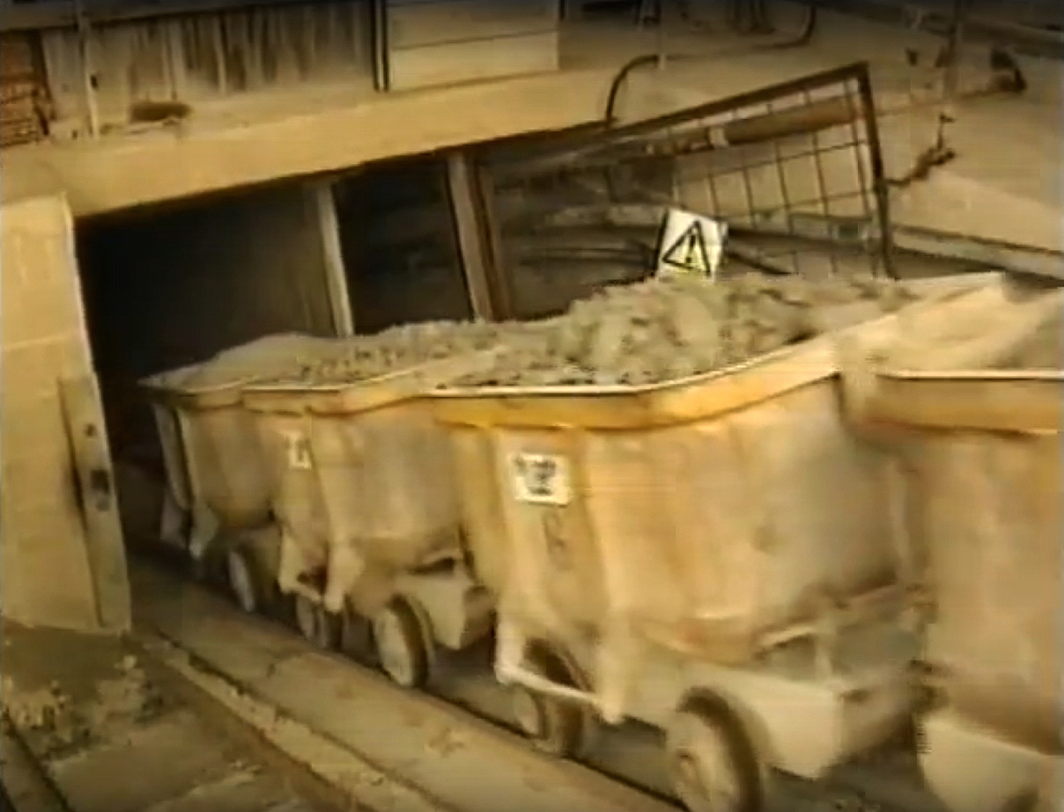 The Friendly Clay Wagon – The Ball Clay Heritage Society