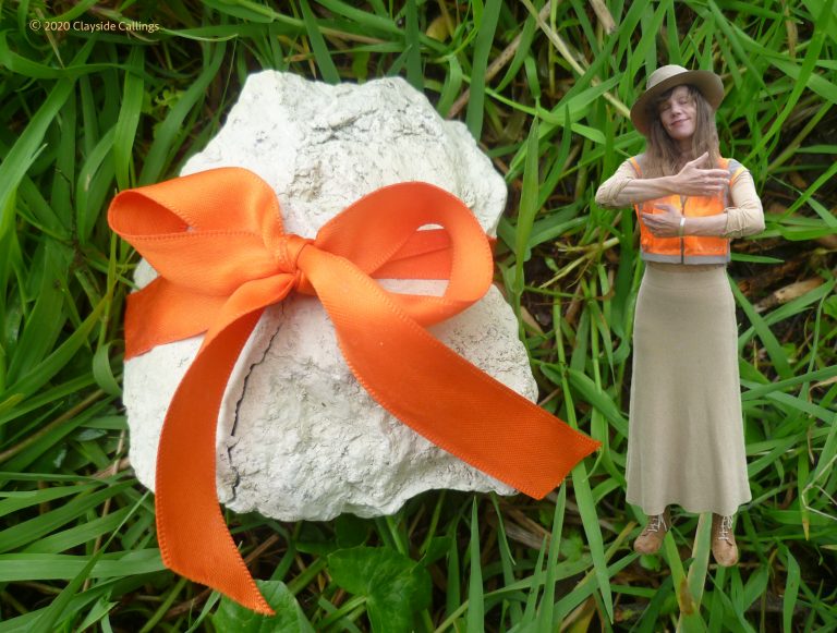 Clay HUGS – A gift from the Bovey Basin – The Ball Clay Heritage Society